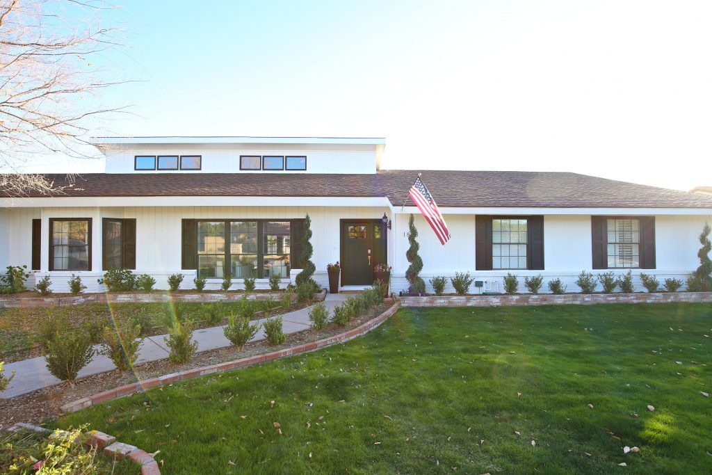 Modern Ranch Reno: New Front Door and Hardware